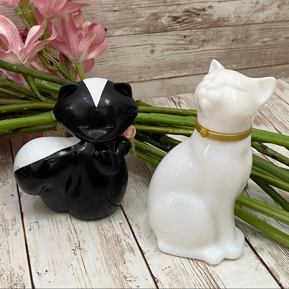 Avon | Bath & Body | Vintage Avon Skunk And White Cat Perfume Bottles ...